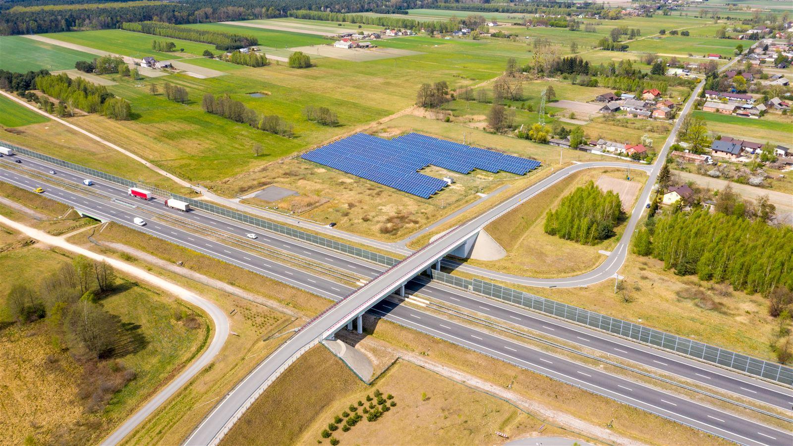 Are tollways ground zero for the next wave of renewable energy? - CDM Smith